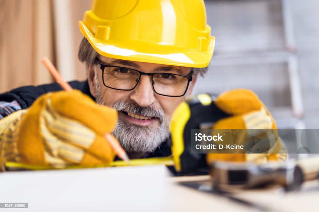 class:normal-glasses | Roboflow Universe Search