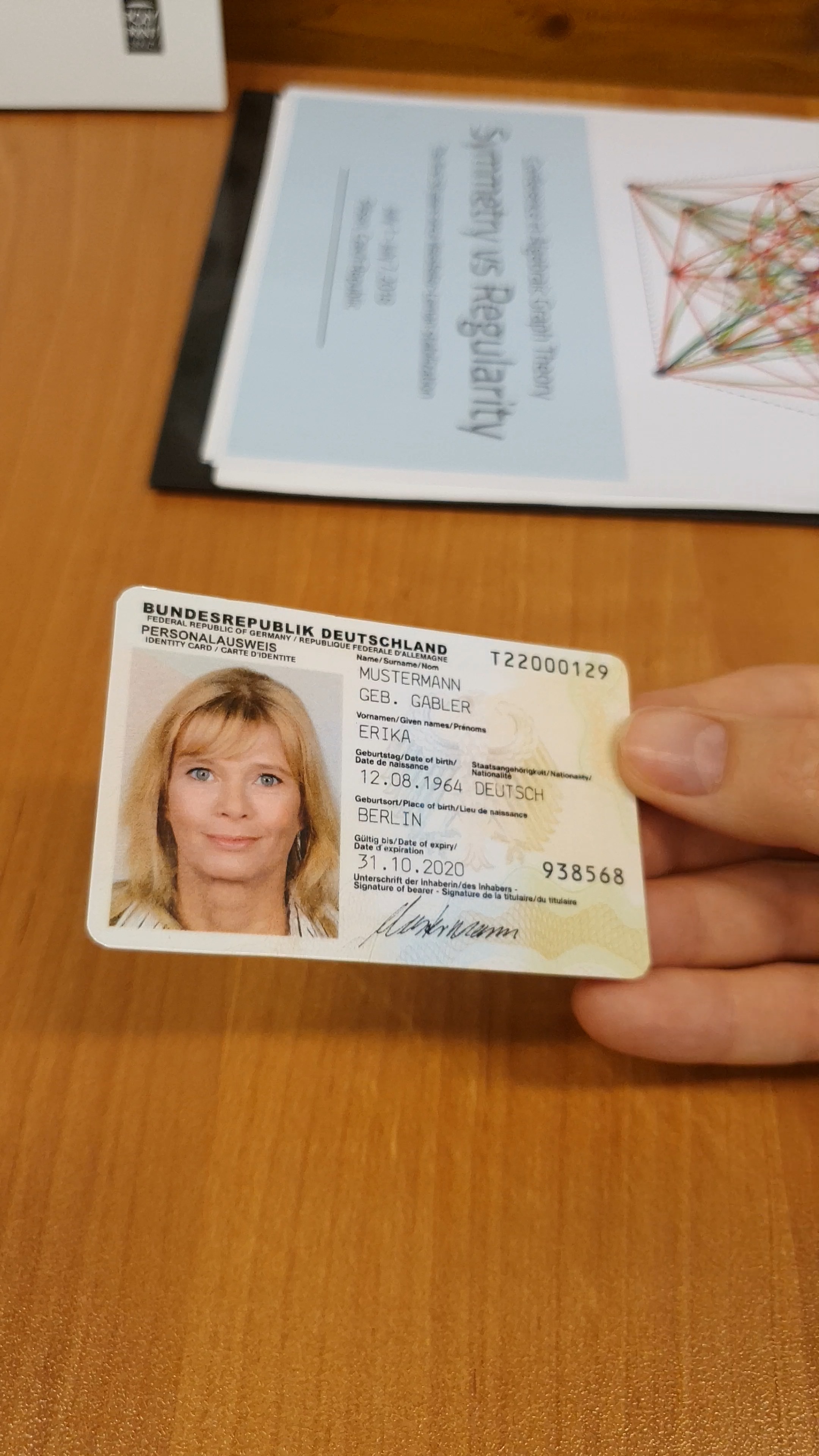 DE KYC Instance Segmentation Dataset by Yassien POC Project