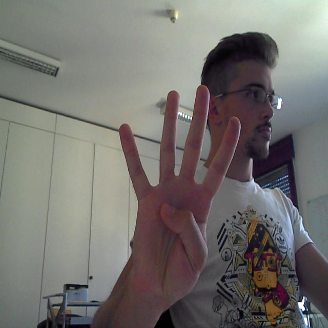 Hand Gesture Detection 2 Object Detection Dataset And Pre Trained Model