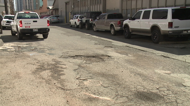 Pothole Detection Yolov11 Object Detection Dataset By Denoming