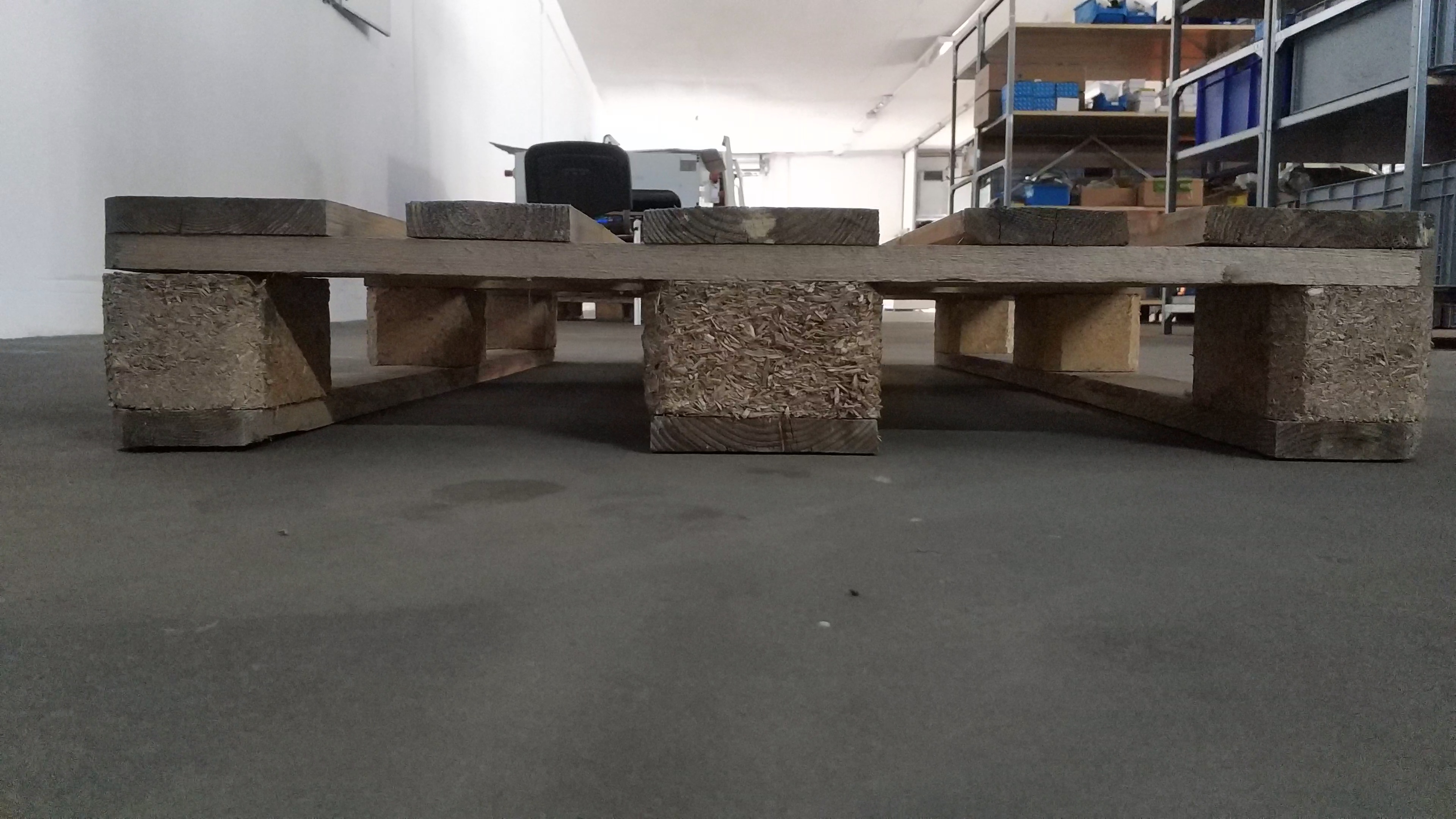 Pallet Object Detection Model by trackensure