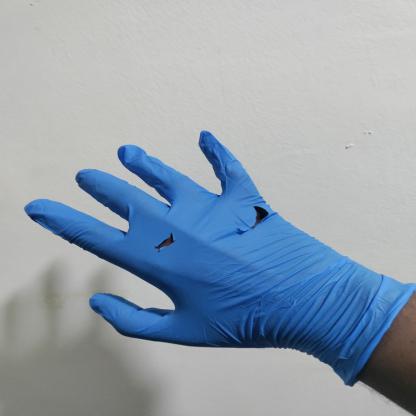 glove defect Instance Segmentation Model by glove