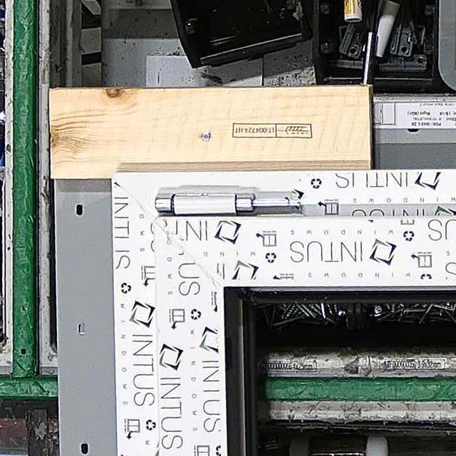 hinge-detection-2025-01-23 Instance Segmentation Dataset by Personal Projects