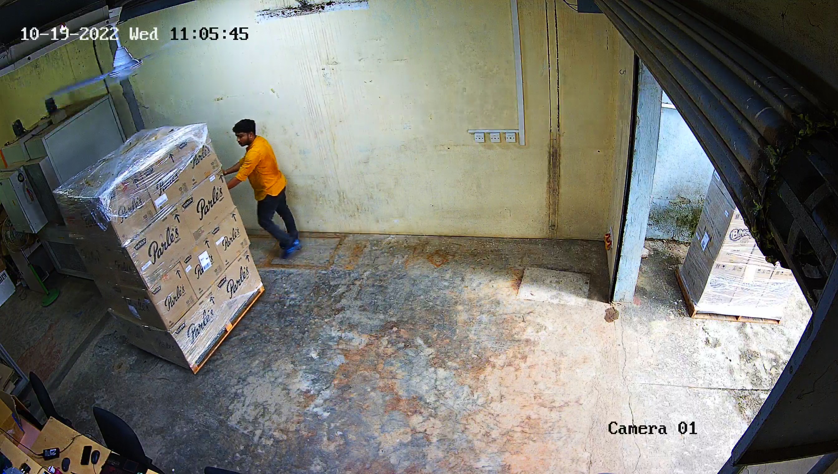 palletbox25 Object Detection Dataset and Pre-Trained Model by pallet