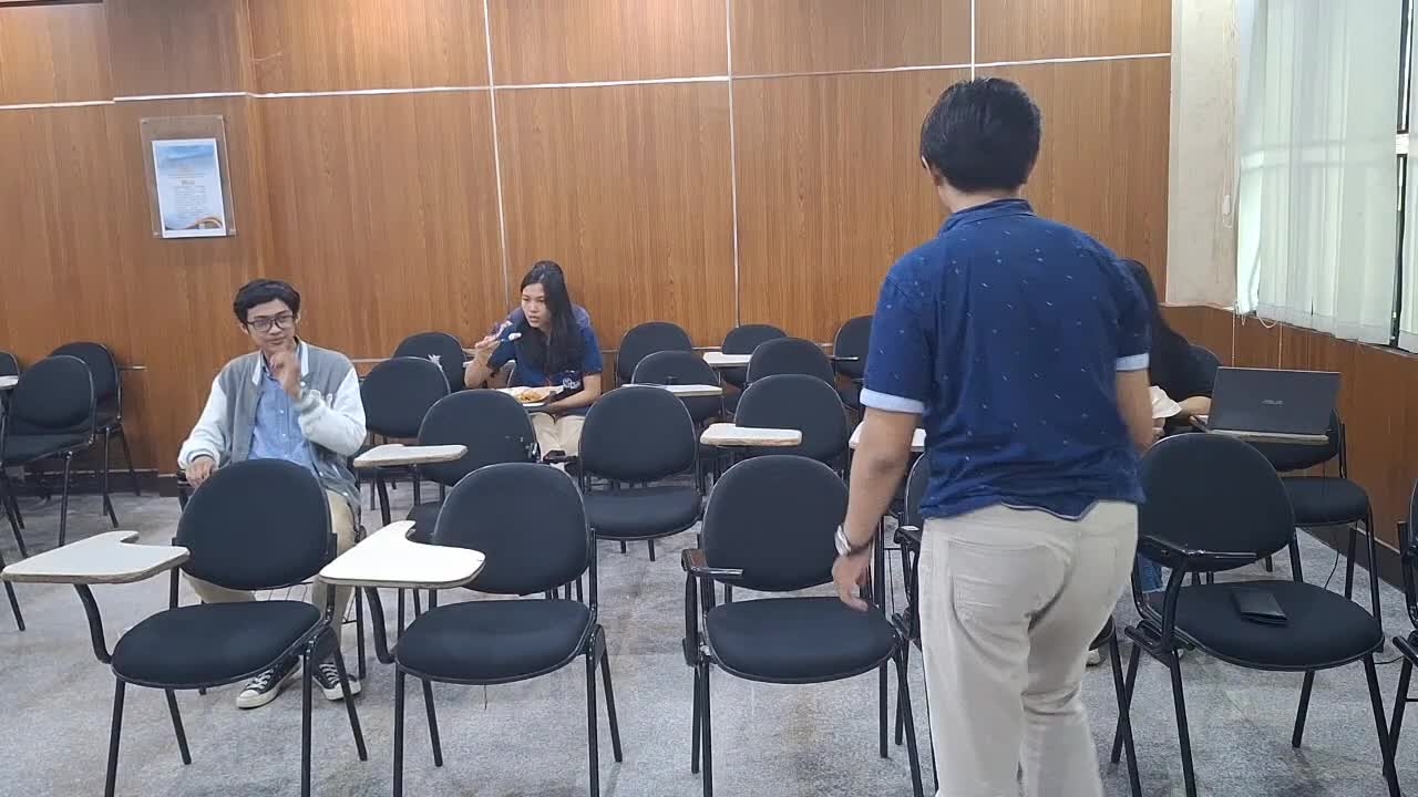 Classroom Object Detection Model by Computer Vision Project