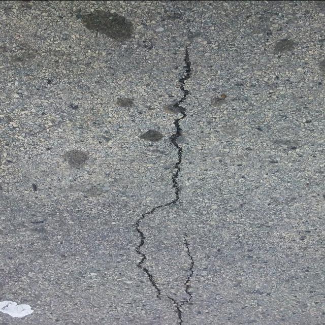 road crack detect Semantic Segmentation Dataset by dklee