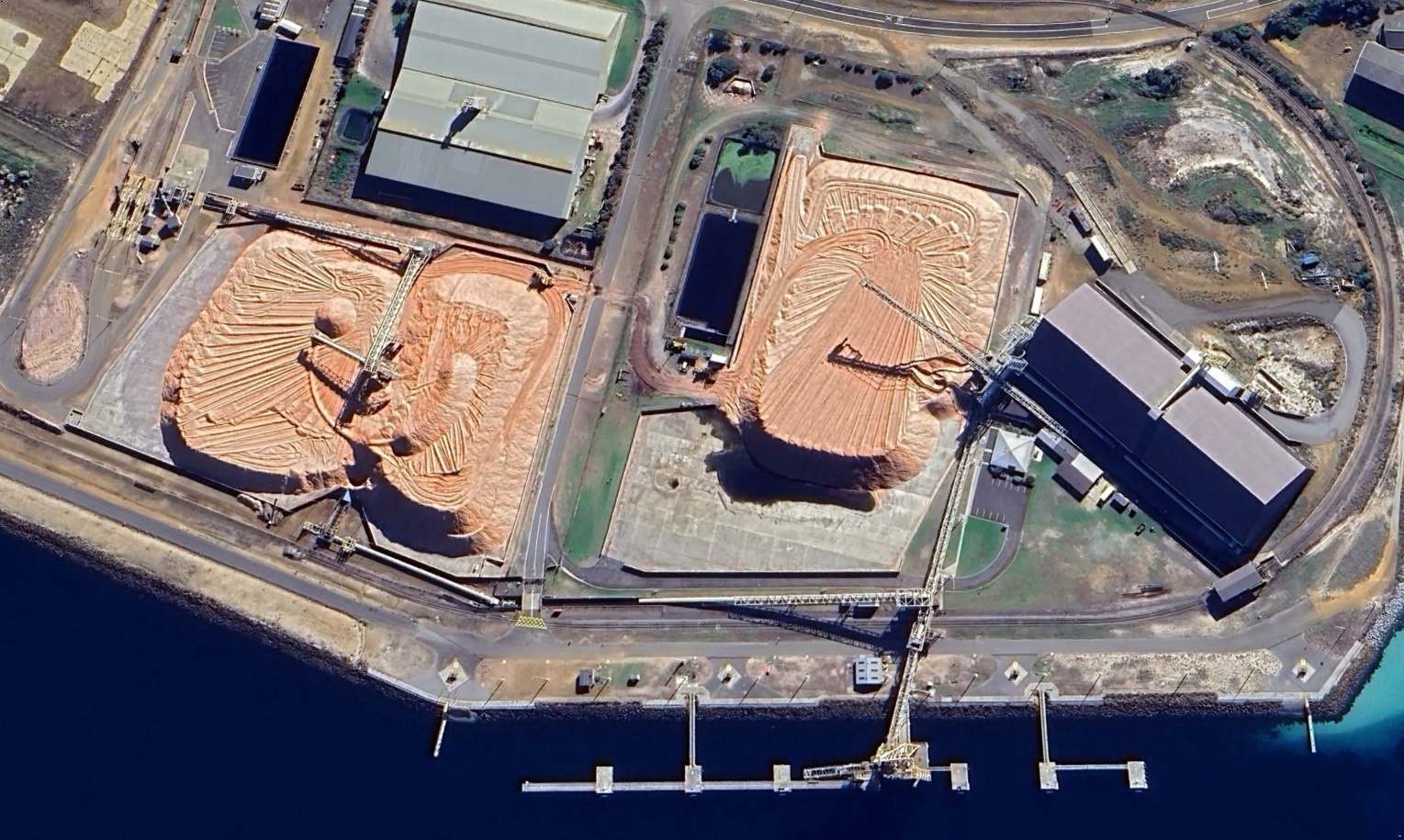 Ship Ports Instance Segmentation Dataset and Pre-Trained Model by Mini1