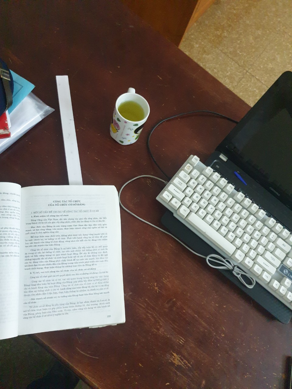 Book segmentation Instance Segmentation Model by Nguyen Cuong