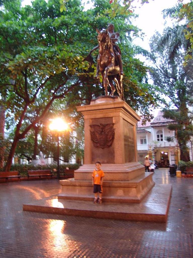 bench Object Detection Dataset by Class Experiment 2