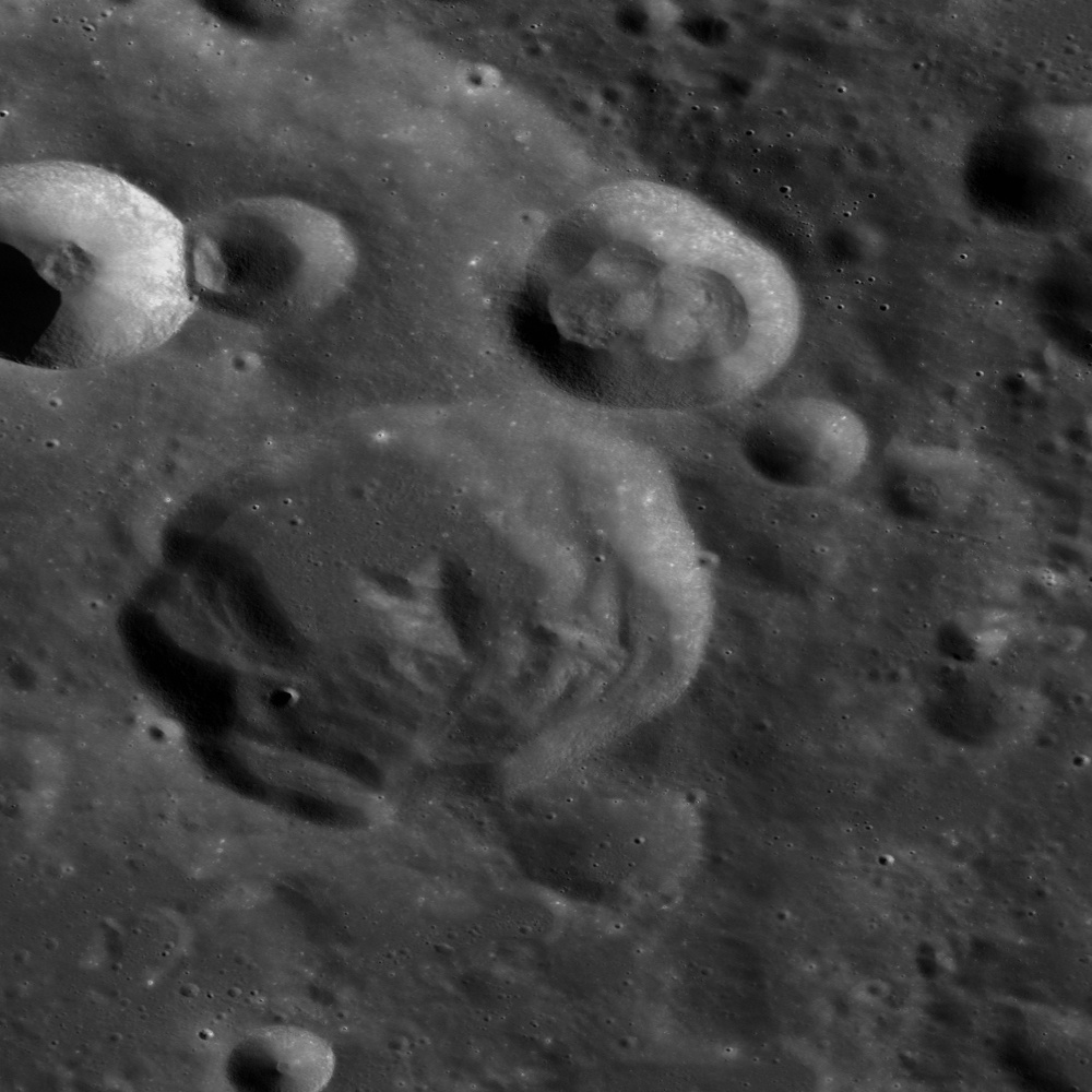 Moon Craters slice 1000 Object Detection Dataset by DB HS