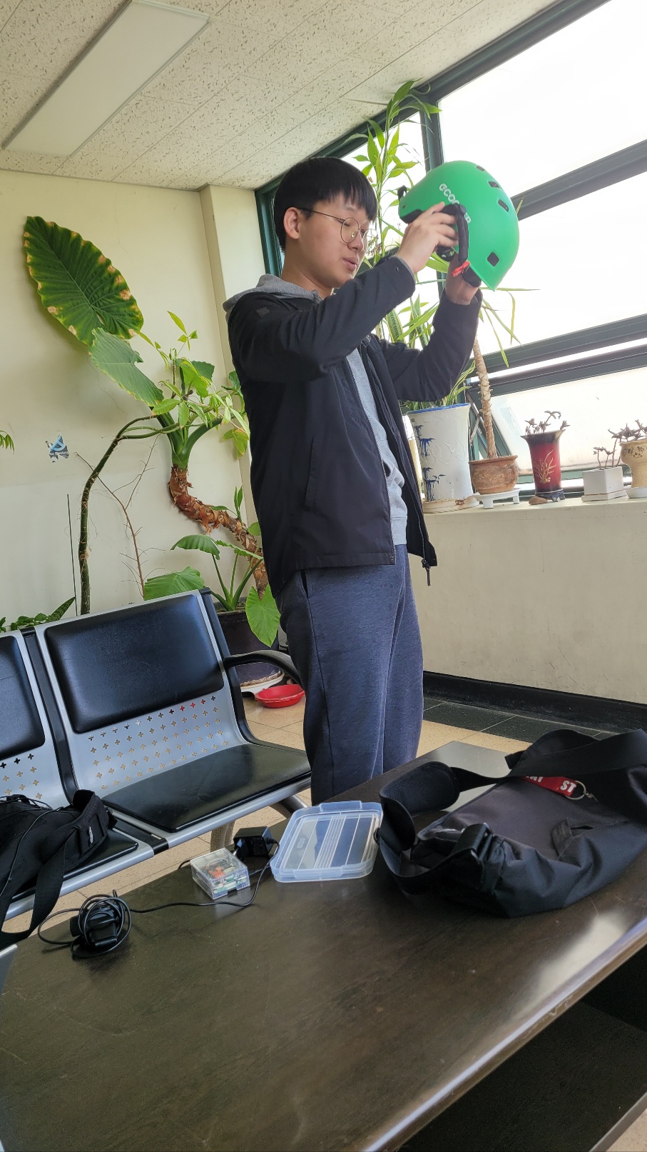 Helmet Object Detection Dataset by cnu