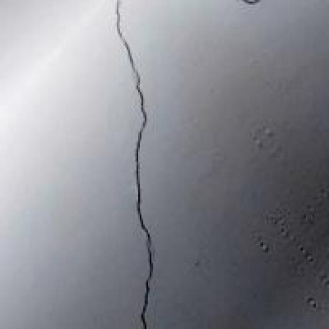 Crack Detection (crack-detection-1qokd) - Roboflow Universe