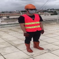 PPE (ppe-1jaif) - Roboflow Universe