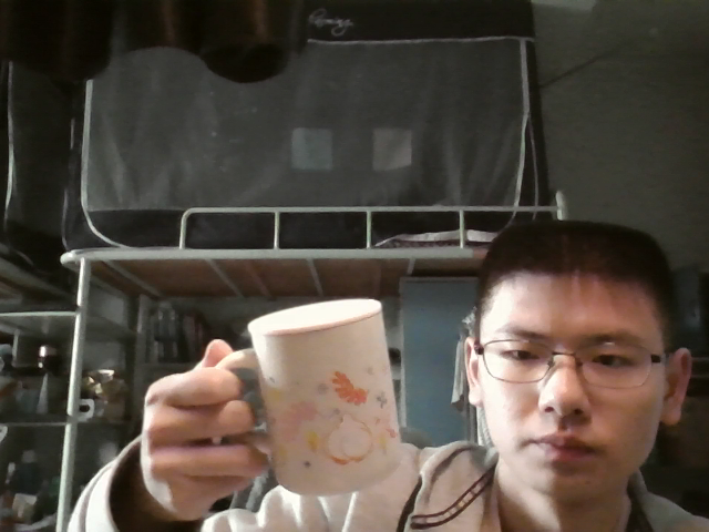 RobotVisual_TEST Object Detection Model (v1, 2024-04-09 3:57pm) by Rainer