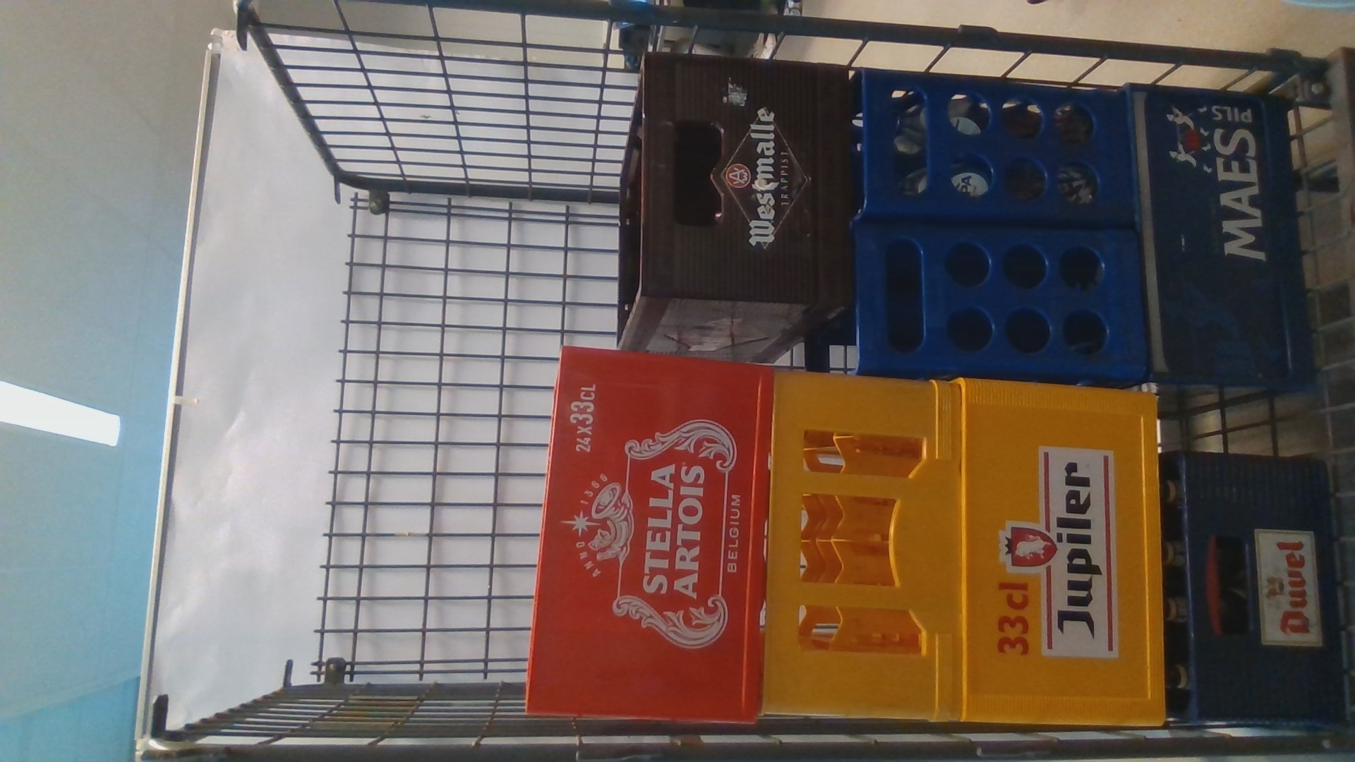 crate detection - Roboflow Universe