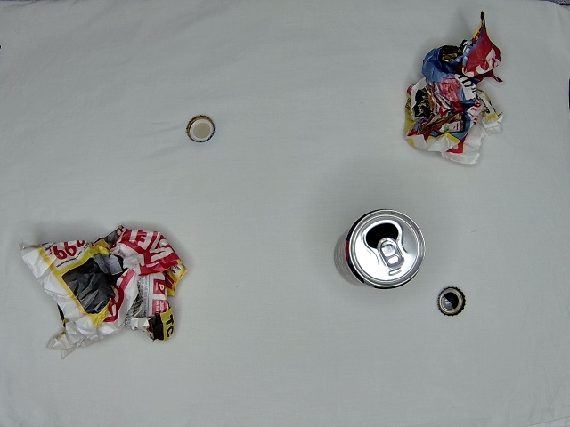 Bottles And Cans Finetunning Object Detection Model By Trashes