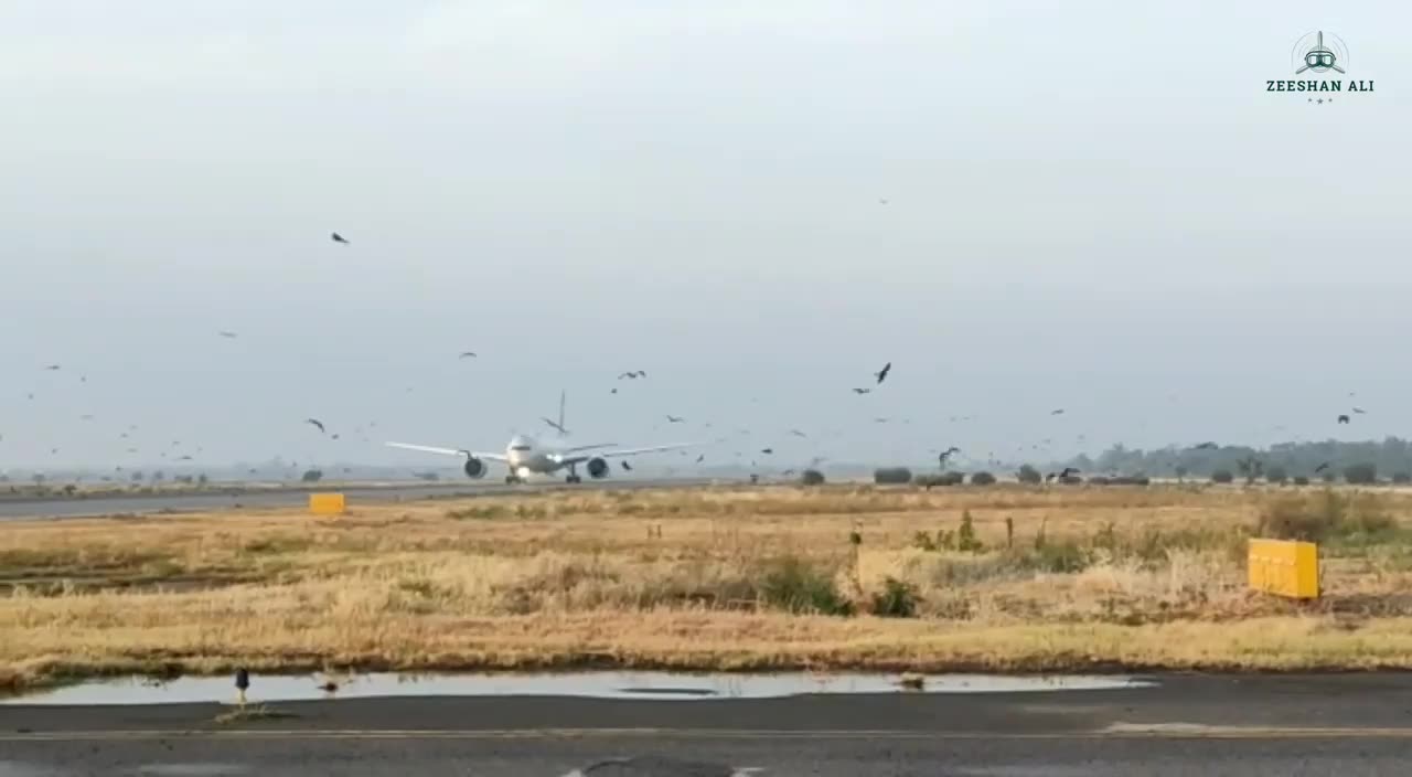 Dataset Kecil Roboflow Universe