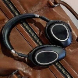 headphones Object Detection Model by silviWorkspace