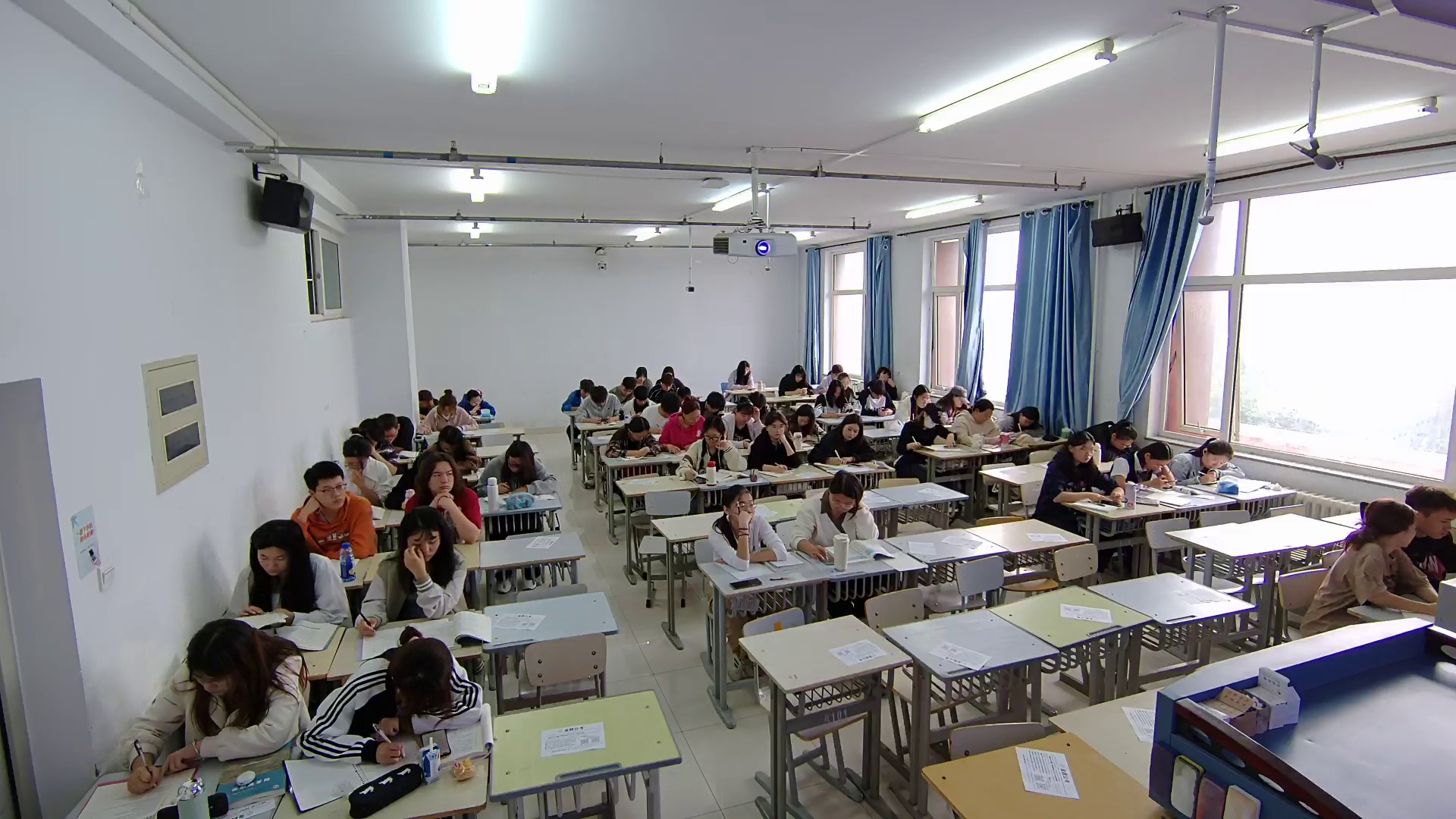 classroom_students Object Detection Dataset by ZGQ