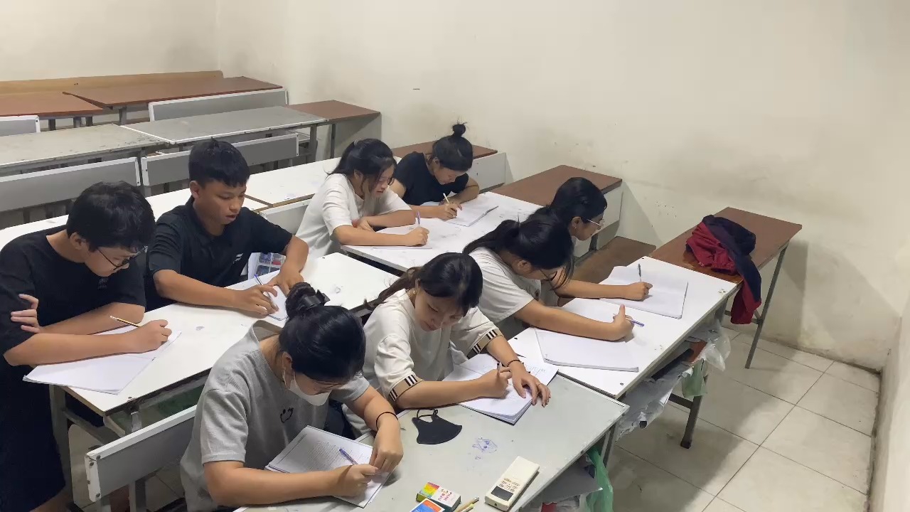 copy (copy-kdmuu) - Roboflow Universe