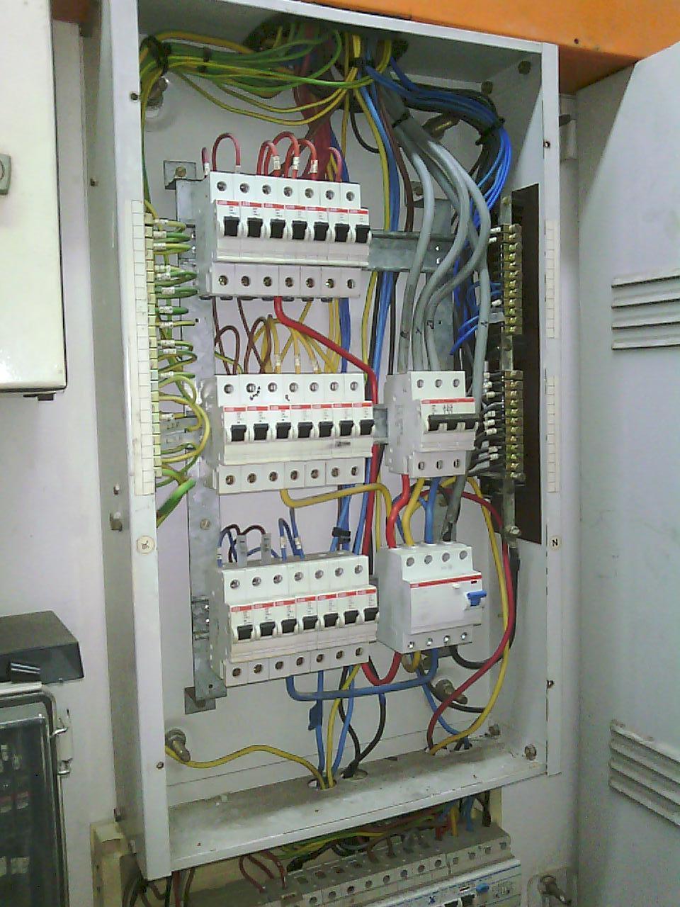 Wired 3-Pole MCB Object Detection Dataset by Juanna