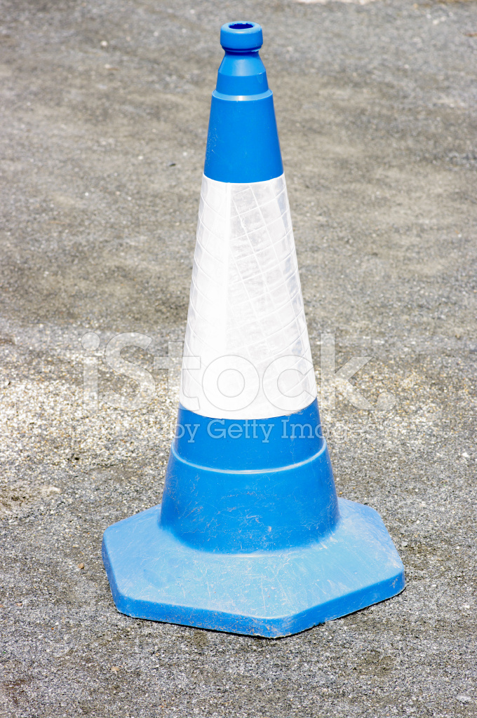 Traffic-cone Object Detection Dataset and Pre-Trained Model by Motosport