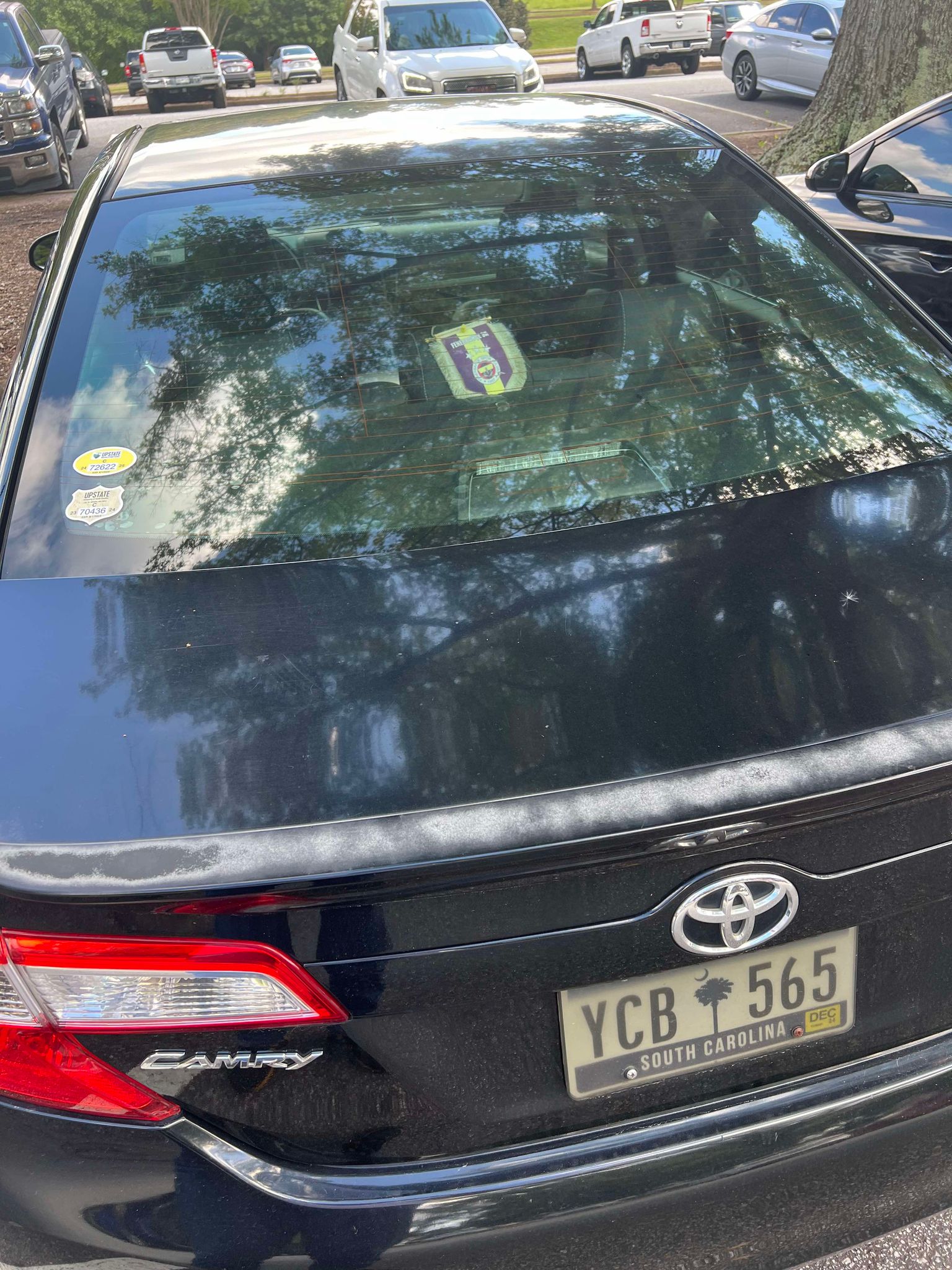 campus Object Detection Dataset by car stickers