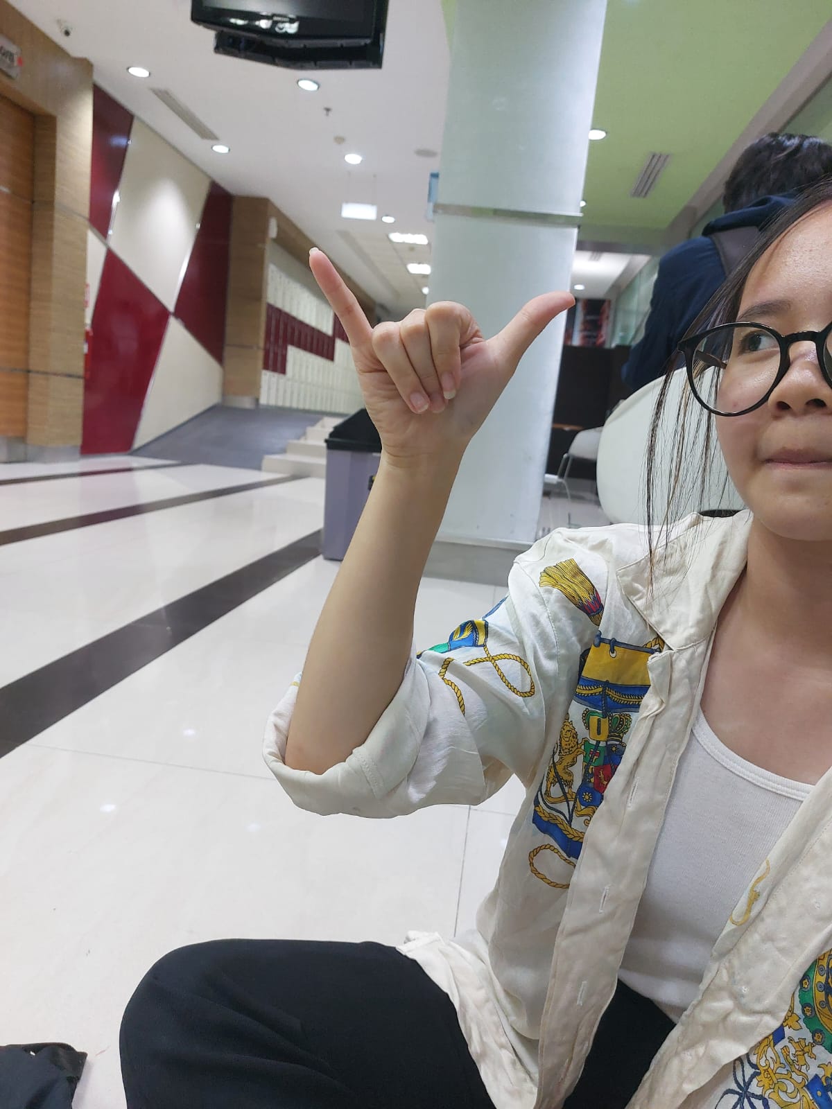 Bahasa Isyarat Object Detection Dataset and Pre-Trained Model by Arbia Bahasa Isyarat Object Detection Dataset and Pre-Trained Model by Arbia