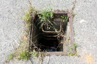 manhole dataset - Roboflow Universe