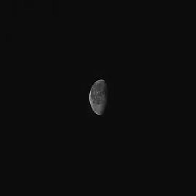 moon-detector Object Detection Dataset by TFM