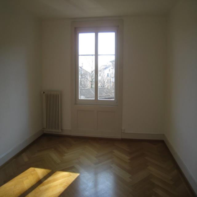 WALL Object Detection Dataset by ADDITIONAL