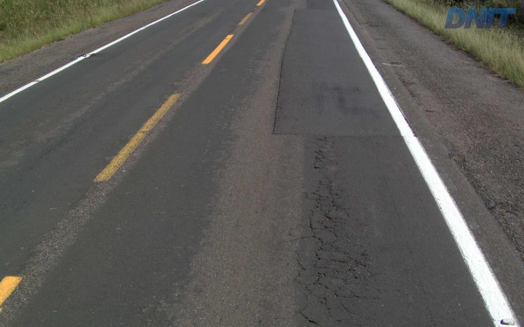 Road Crack Segmentation Instance Segmentation Dataset By Trafic Object