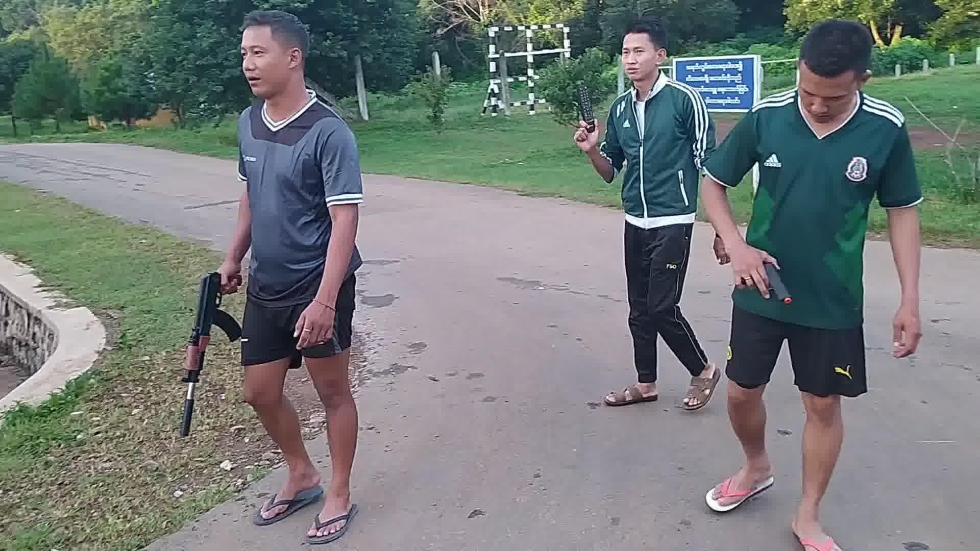 violence detection (violence-detection-iec3g) - Roboflow Universe