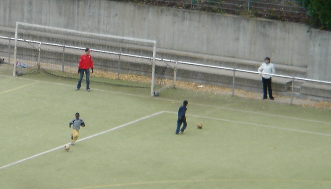 INRIA Person detection dataset Object Detection Model (v1, 2022-12-13 12:02pm) by Pascal to Yolo