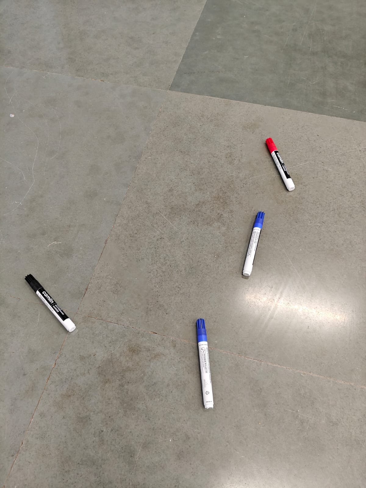 Pen and Bottle Object Detection Dataset by Pen identification