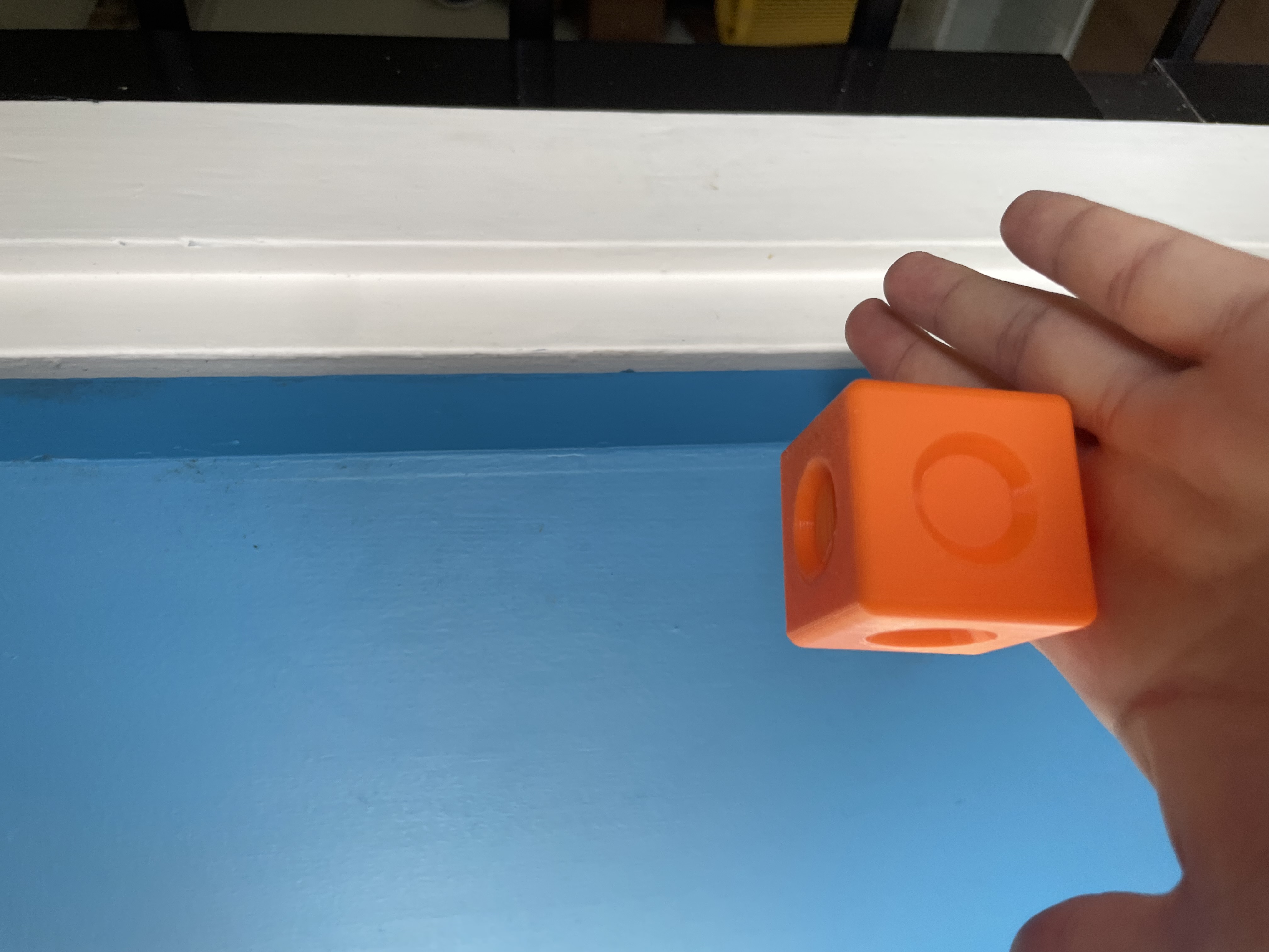 Robot-obj-Cube Object Detection Dataset by image identification