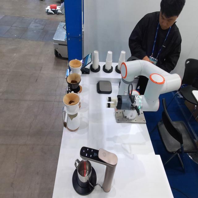 Object Detection Test (object-detection-test-54x64) - Roboflow Universe