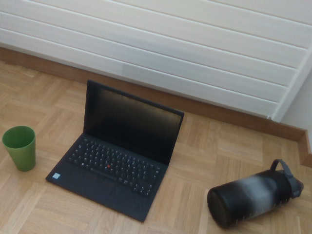 seg_cup_bottle_computer Instance Segmentation Dataset by TOELTAI