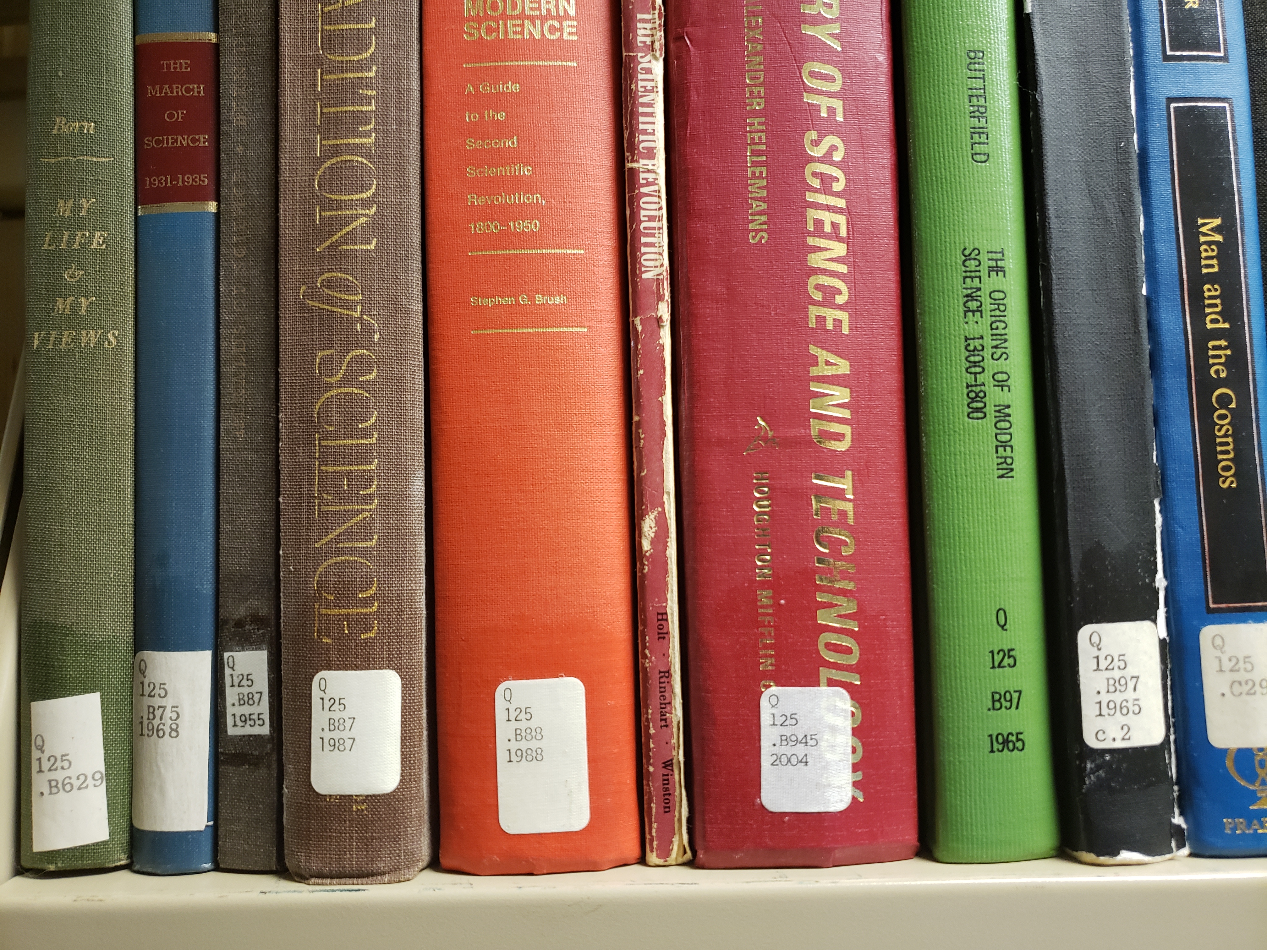 Book Spine Detector Model Object Detection Dataset by BookShelf