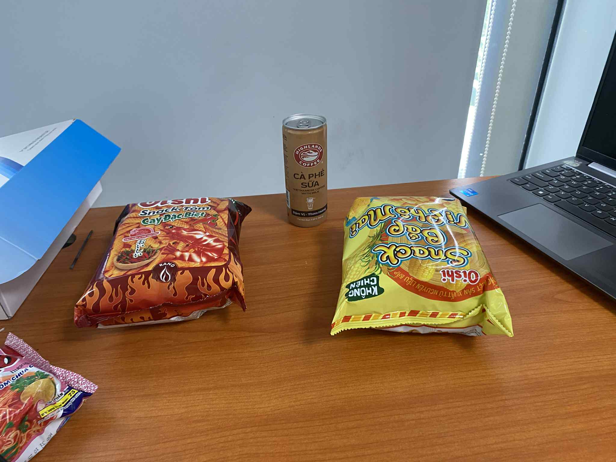 train_oshi Instance Segmentation Dataset and Pre-Trained Model by charityProductDetection