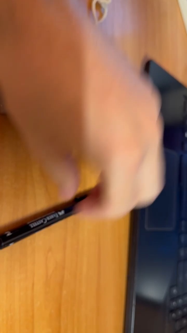 Deskbuddy - Roboflow Universe