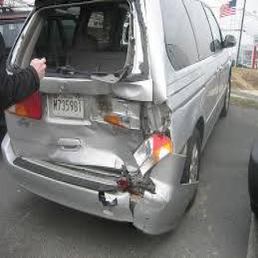 damage_car Instance Segmentation Dataset by gm