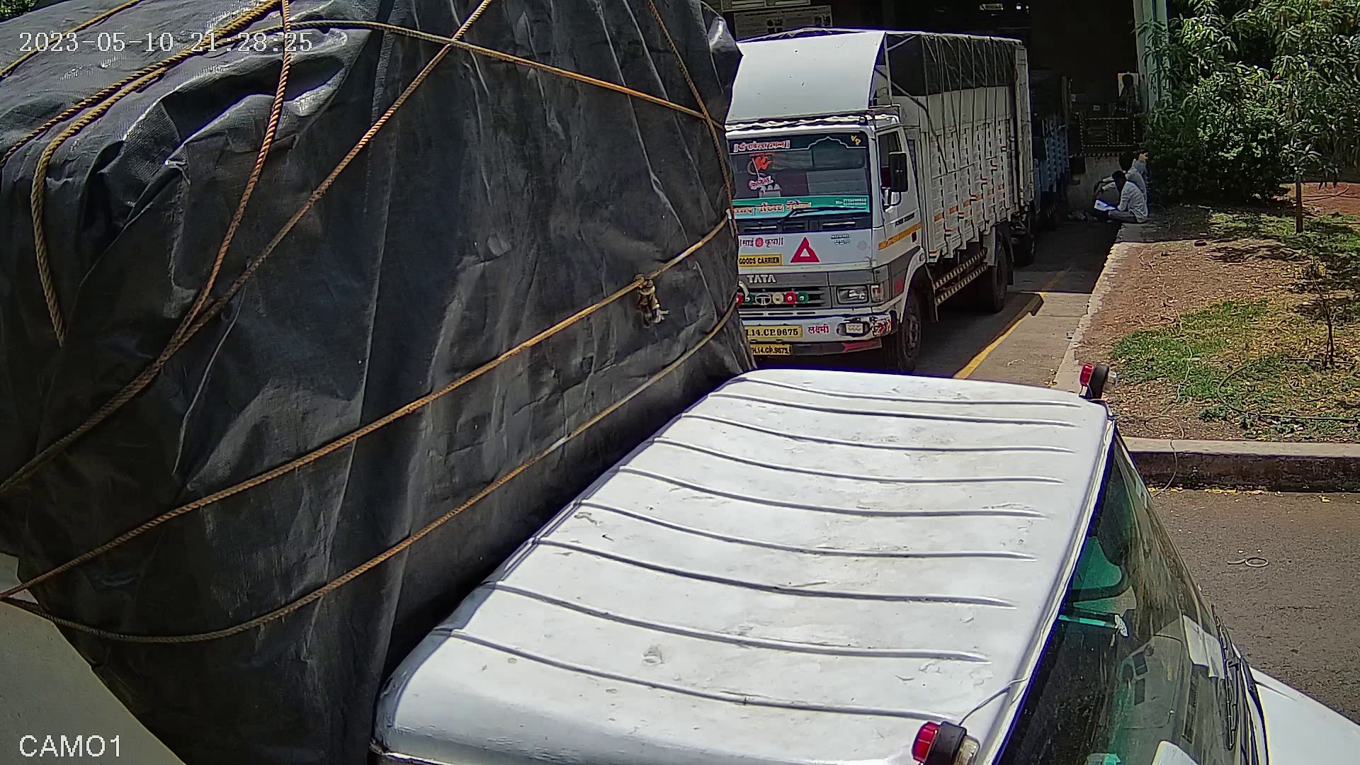 mahi-vehi_f Object Detection Dataset by new-workspace-lhsm6