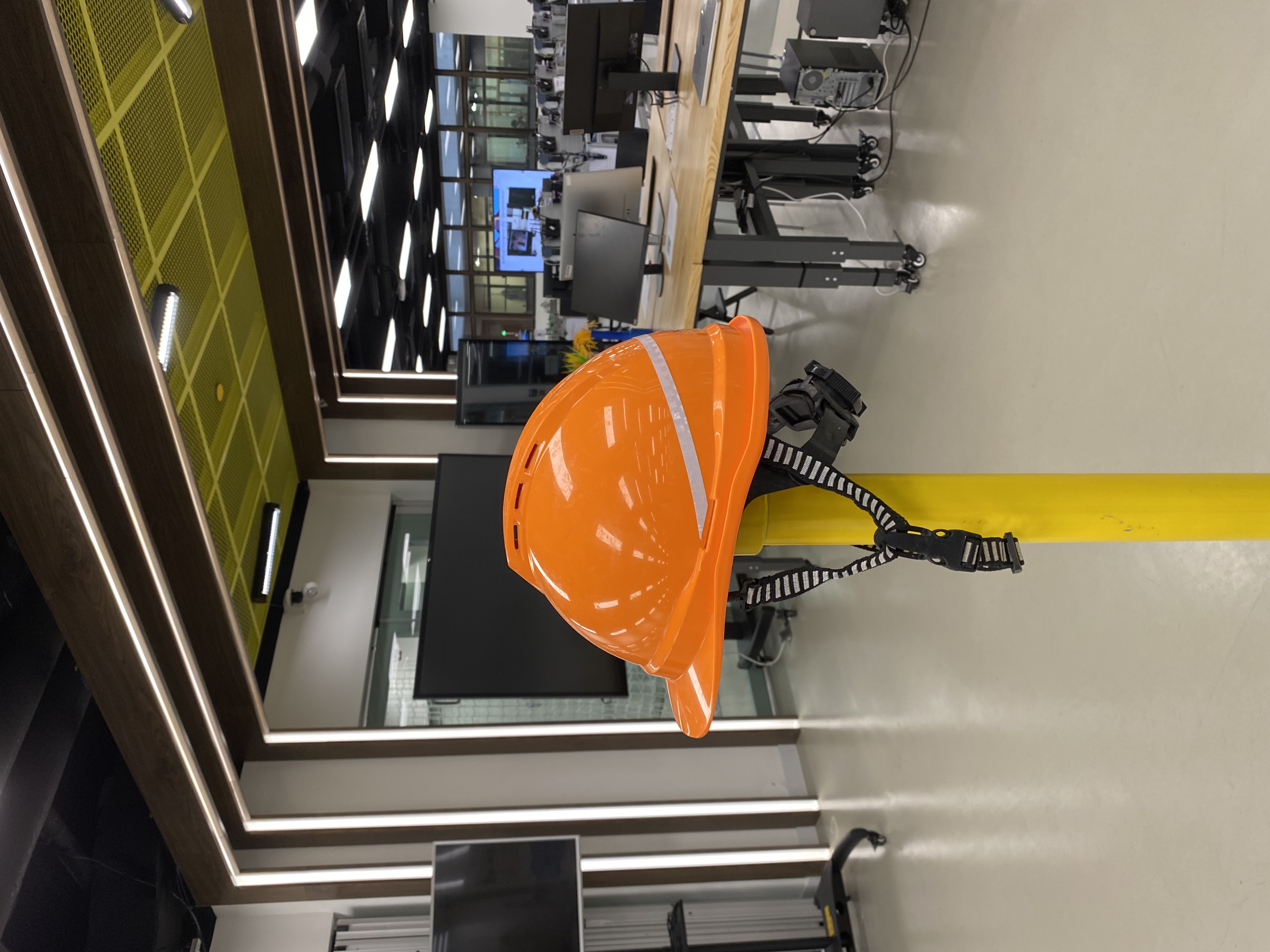 IC_CNI_Helmet Object Detection Dataset by IC382