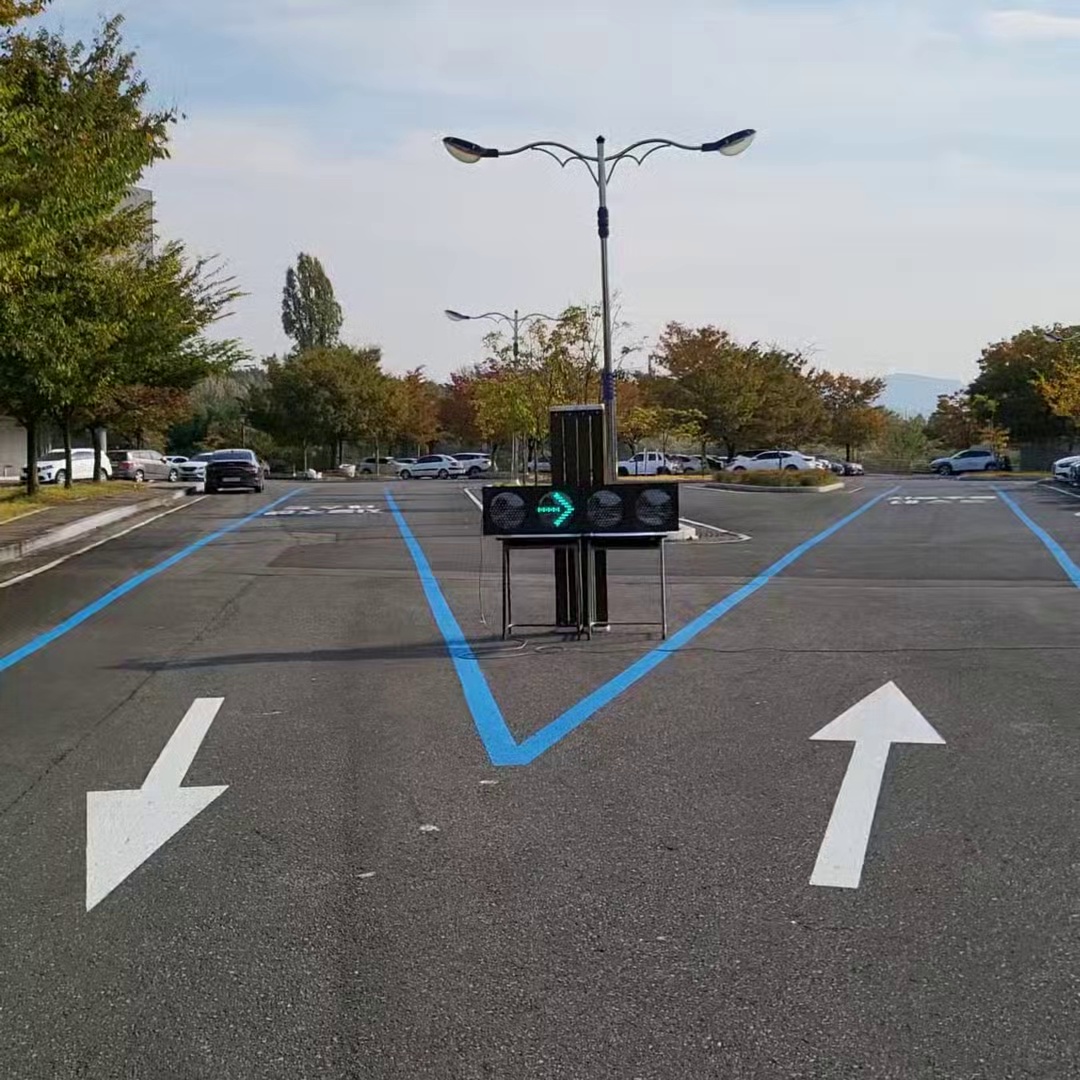 traffic_light Object Detection Model by project-lscnr