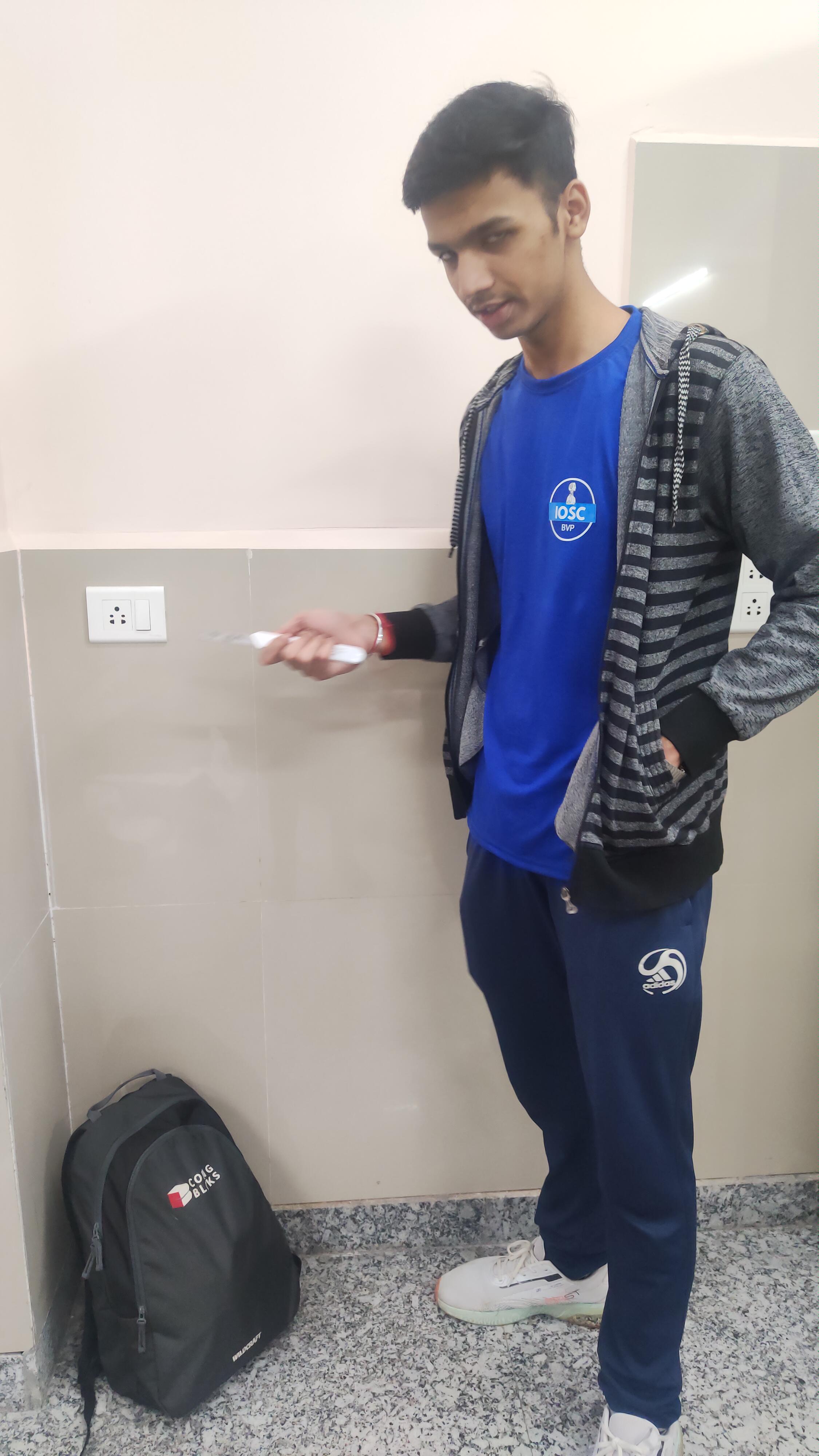 knife Object Detection Dataset and Pre-Trained Model by weapon