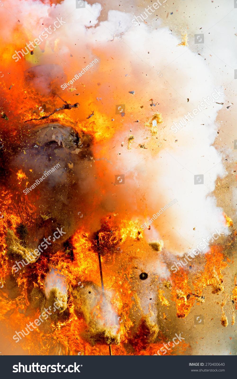 Data Api dan Asap - Roboflow Universe