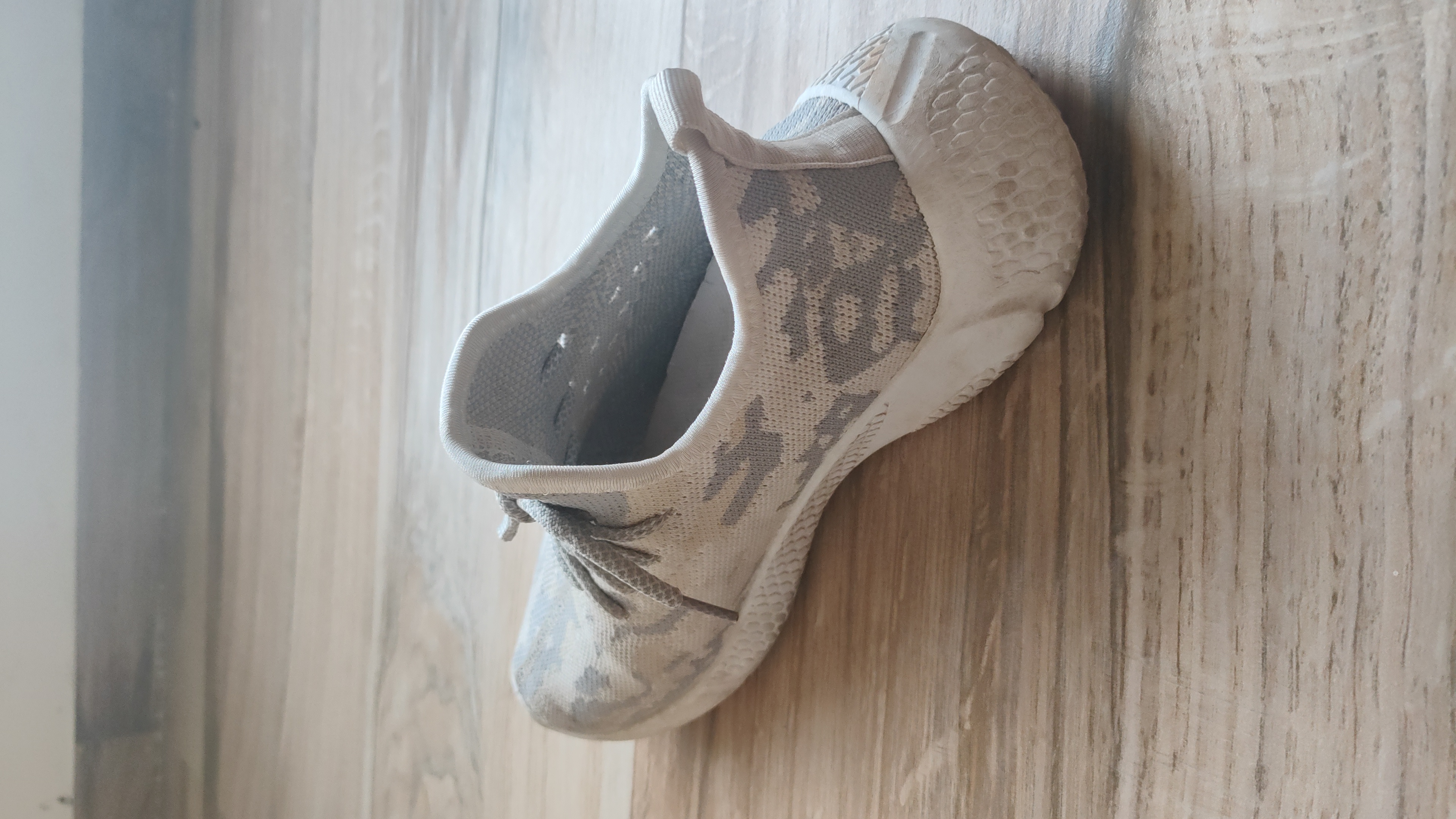 shoes.v3 Object Detection Dataset by shoes