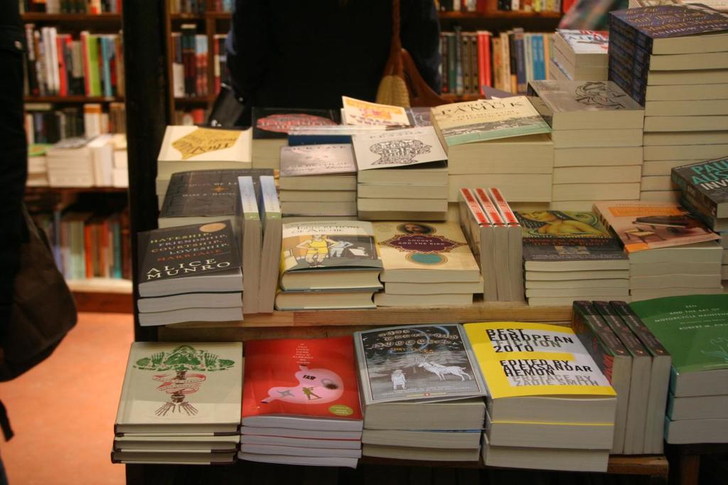 Book detection Object Detection Dataset by Test