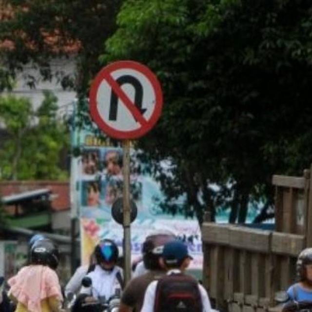 Traffic Signs Object Detection Dataset And Pre Trained Model By Cskcapstone